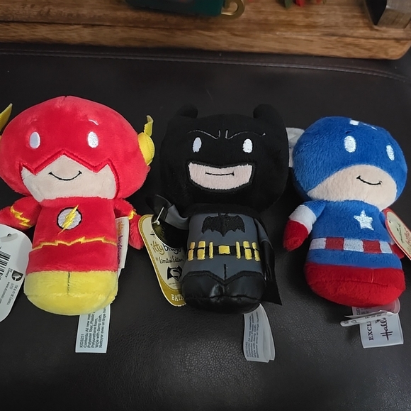Hallmark | Toys | Batman Captain America The Flash Hallmark Itty Bittys ...